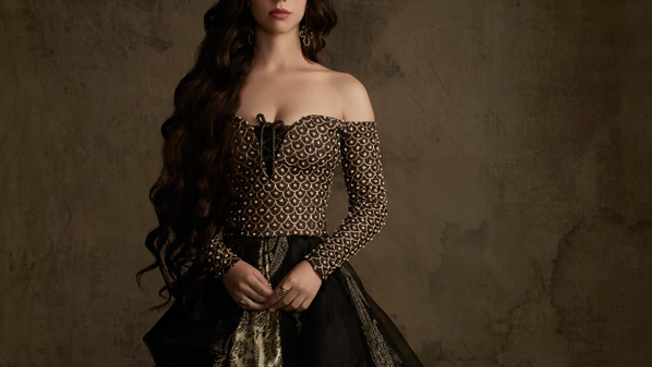 Reign Reign Die Schönsten Kleider Aus Der Serie Sixx